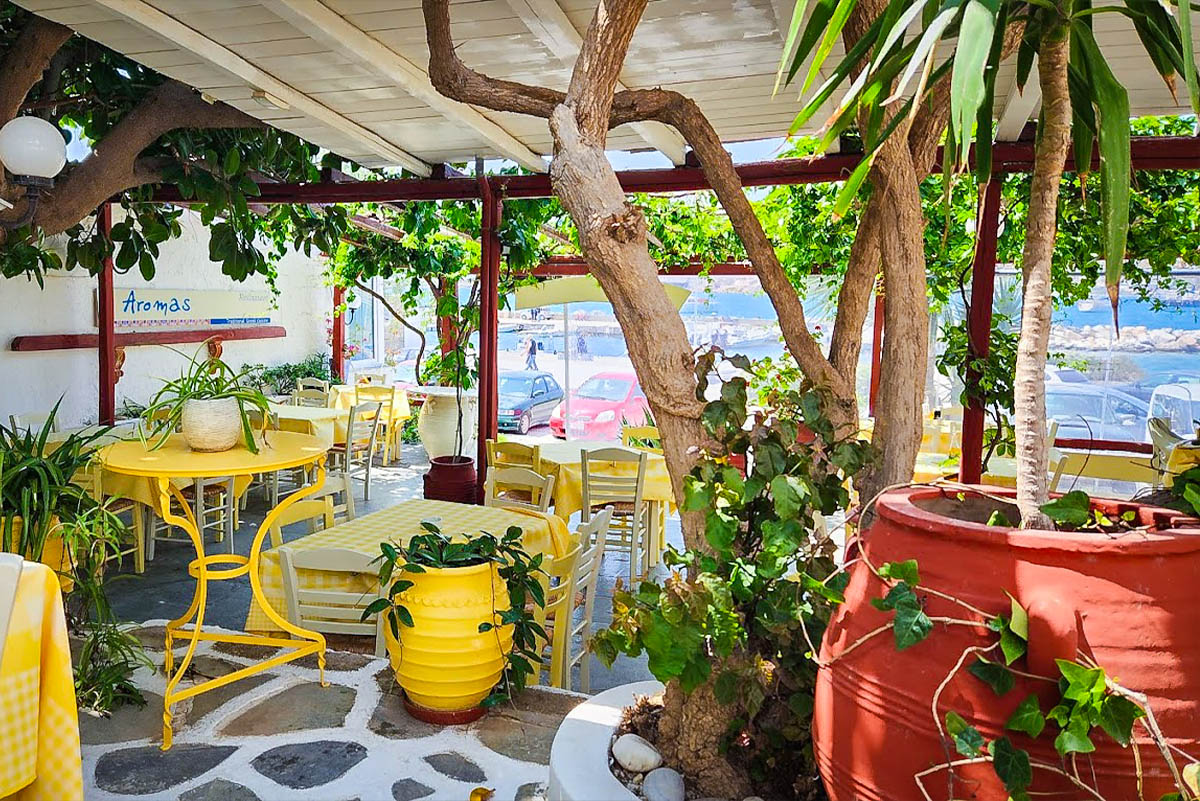 Aroma's Restaurant: Taste and tradition in Parikia - Athens Hot Spots ...